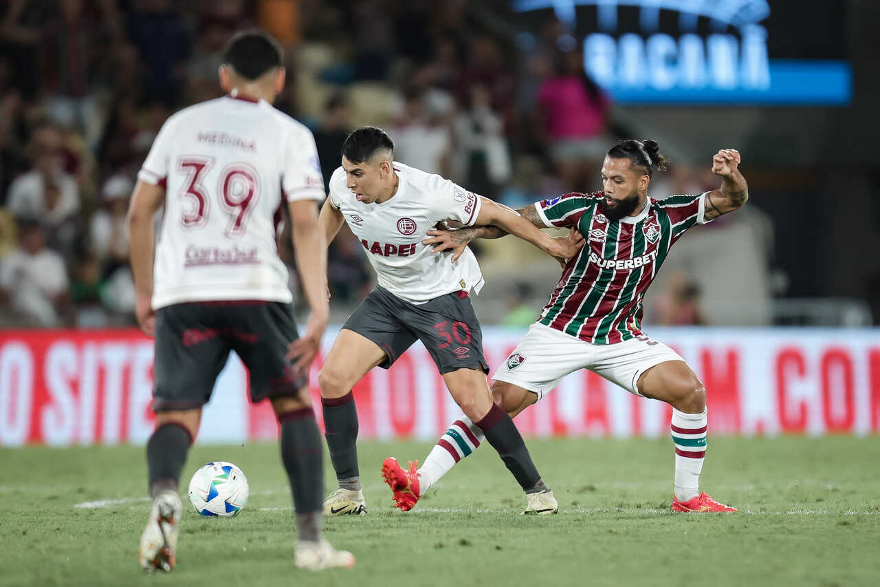 Otávio reconhece que Fluminense sentiu as vaias no Maracanã - SBT Sports